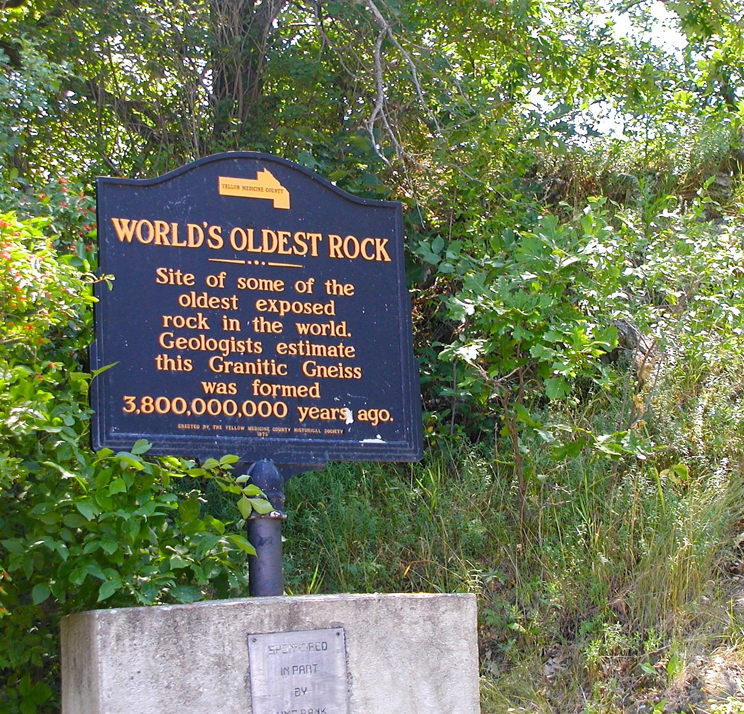 earthscienceguy: Minnesota Geology Monday - Morton Gneiss