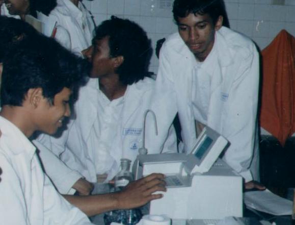 Kesehatan Lingkungan Purwokerto: PRAKTEK LABORATORIUM KESLING