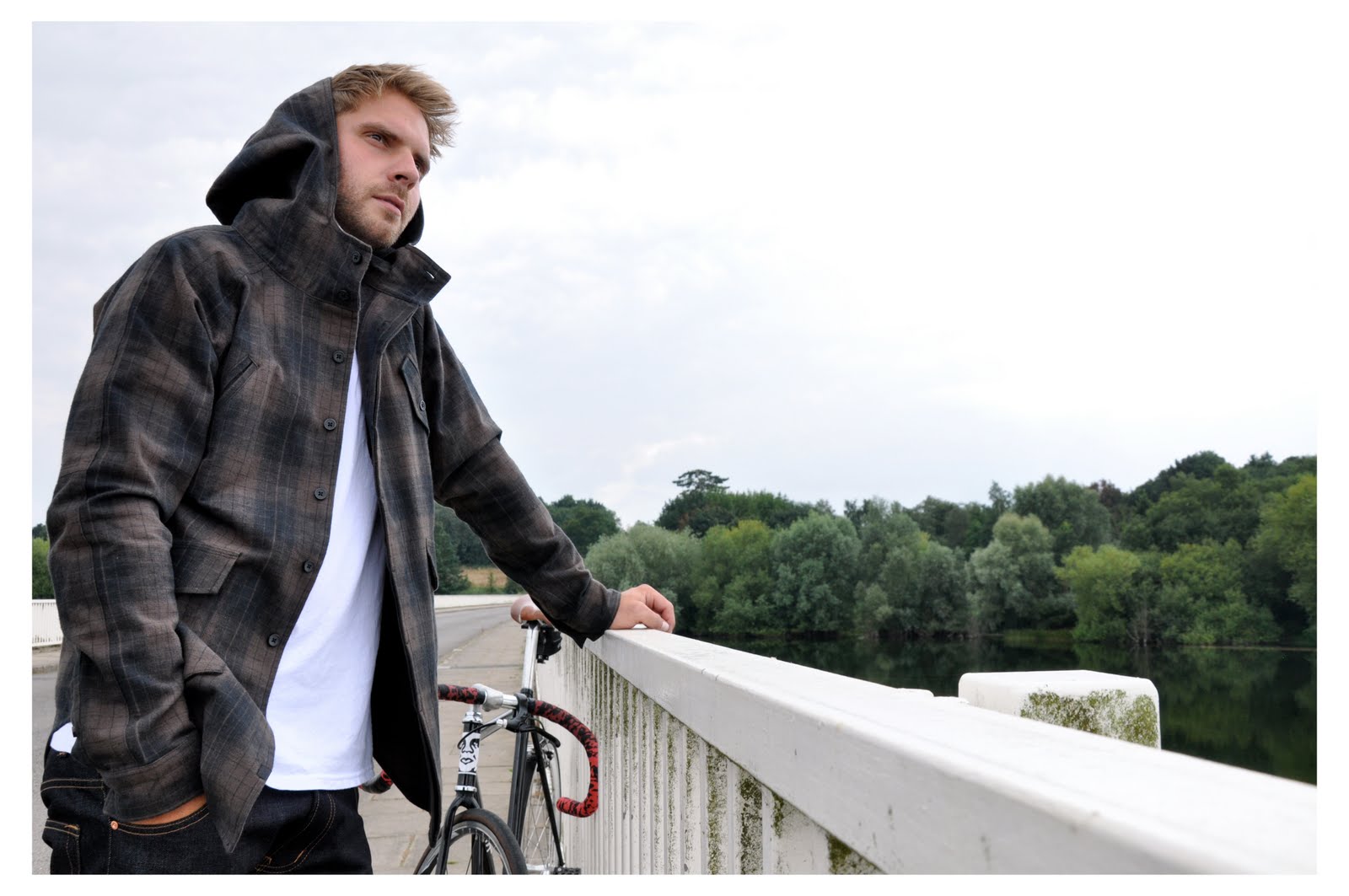 Sam Barker Photography: August 2011