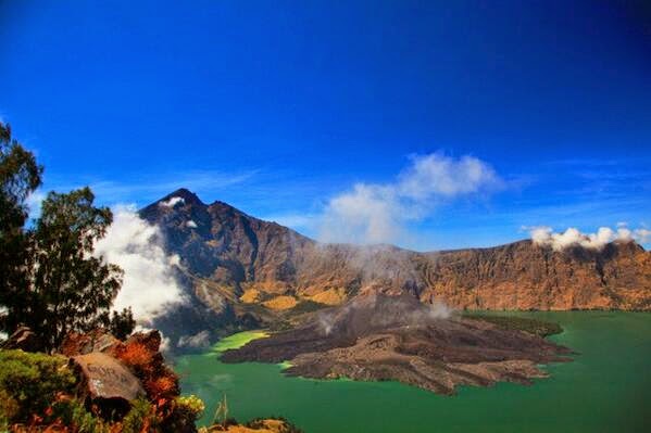Lombok | Gunung pantai adalah salah satu julukan keindahan Gunung ...