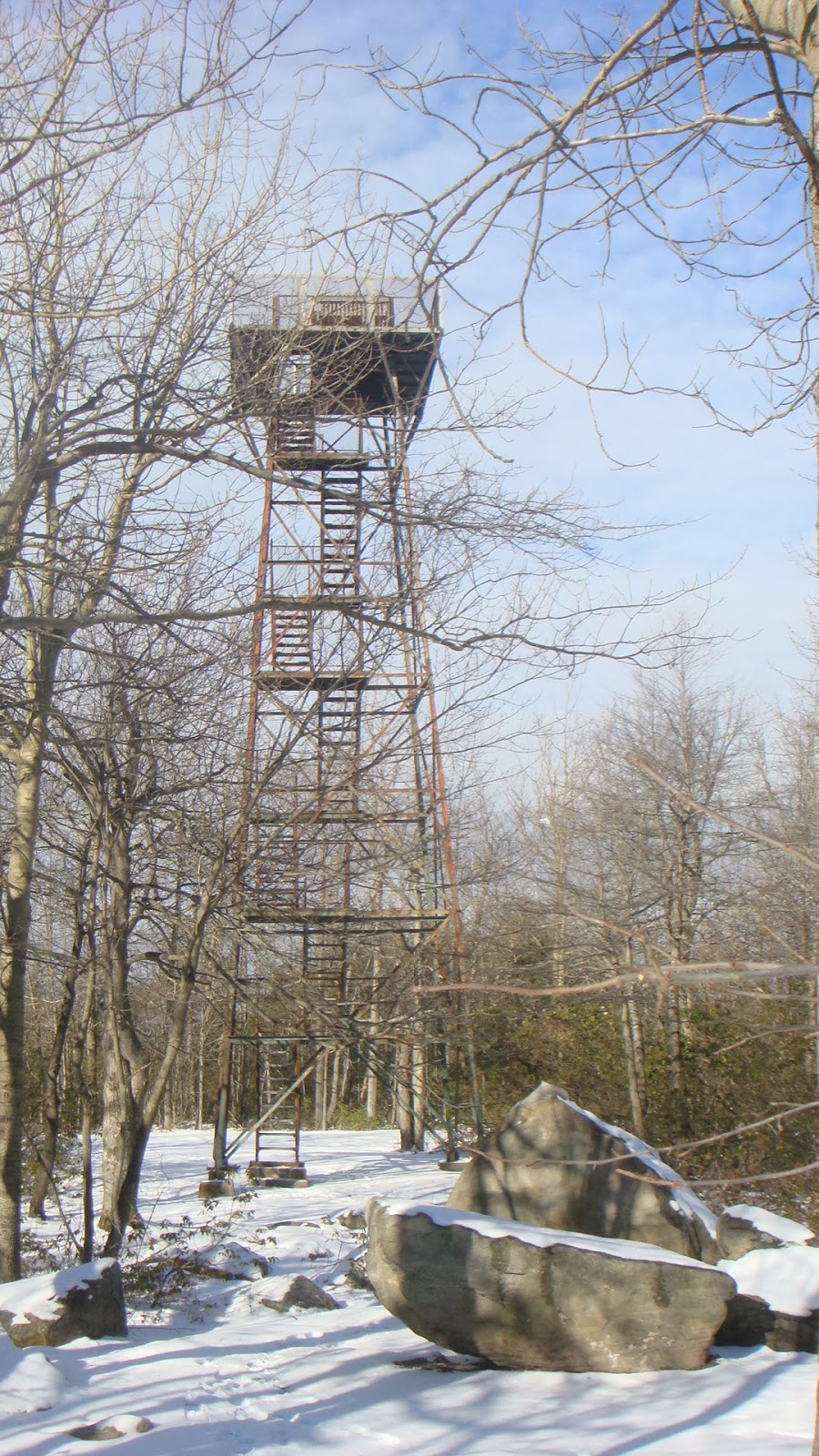 Hiking Mount Davis, Pennsylvania (High Point 10+2/50)