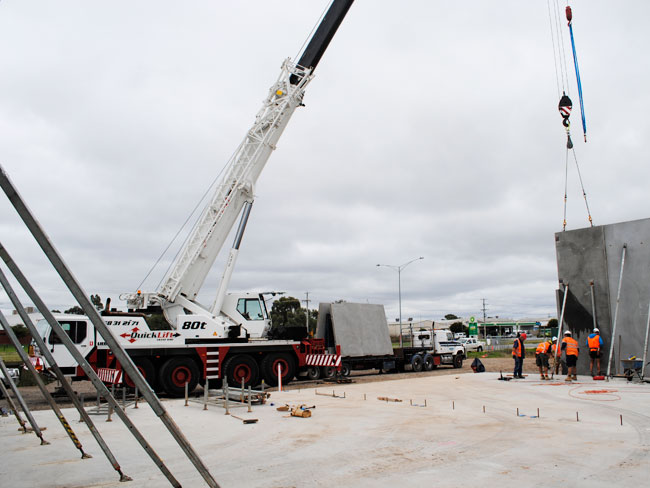 Quicklift: Technology & Mobile Cranes