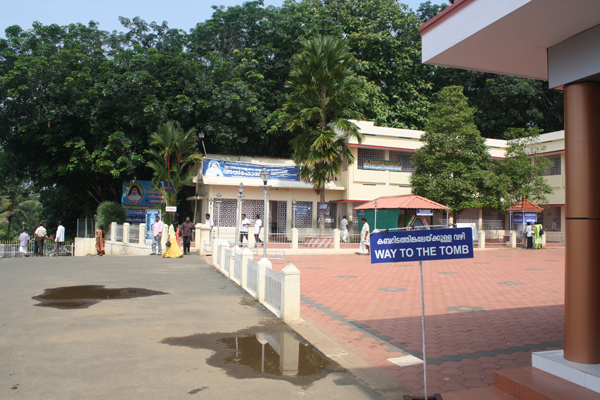 Photos of St. Alphonsa Church Bharananganam, Kerala | Kadakulam கடகுளம்
