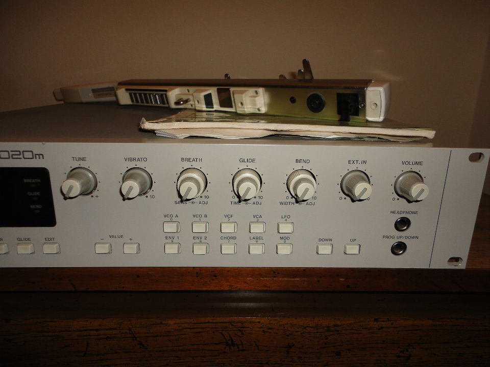 MATRIXSYNTH: Akai EWI 3020m sound module synth w/ wind instrument