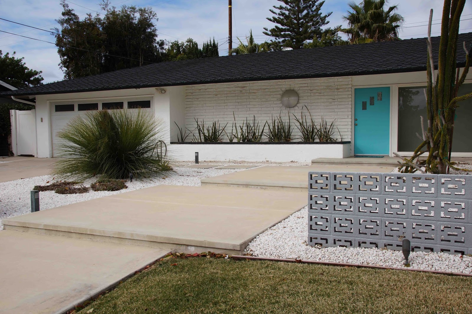 Modern Ranch Home Landscaping Designs