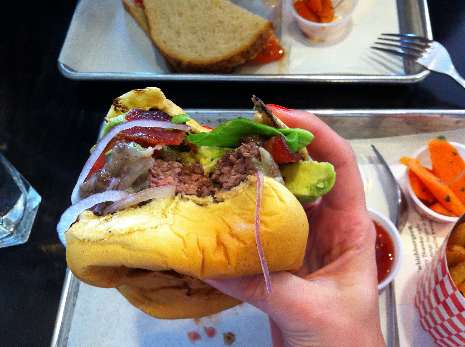 pretty.pretty.paper: weekend burger.