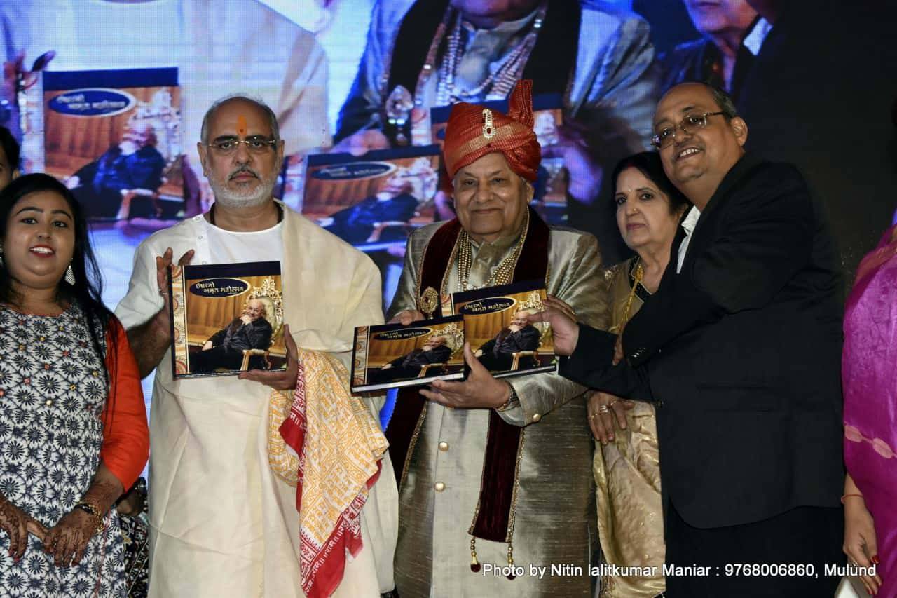 SHREE RAMESHBHAI OZA (BHAI SHREE)