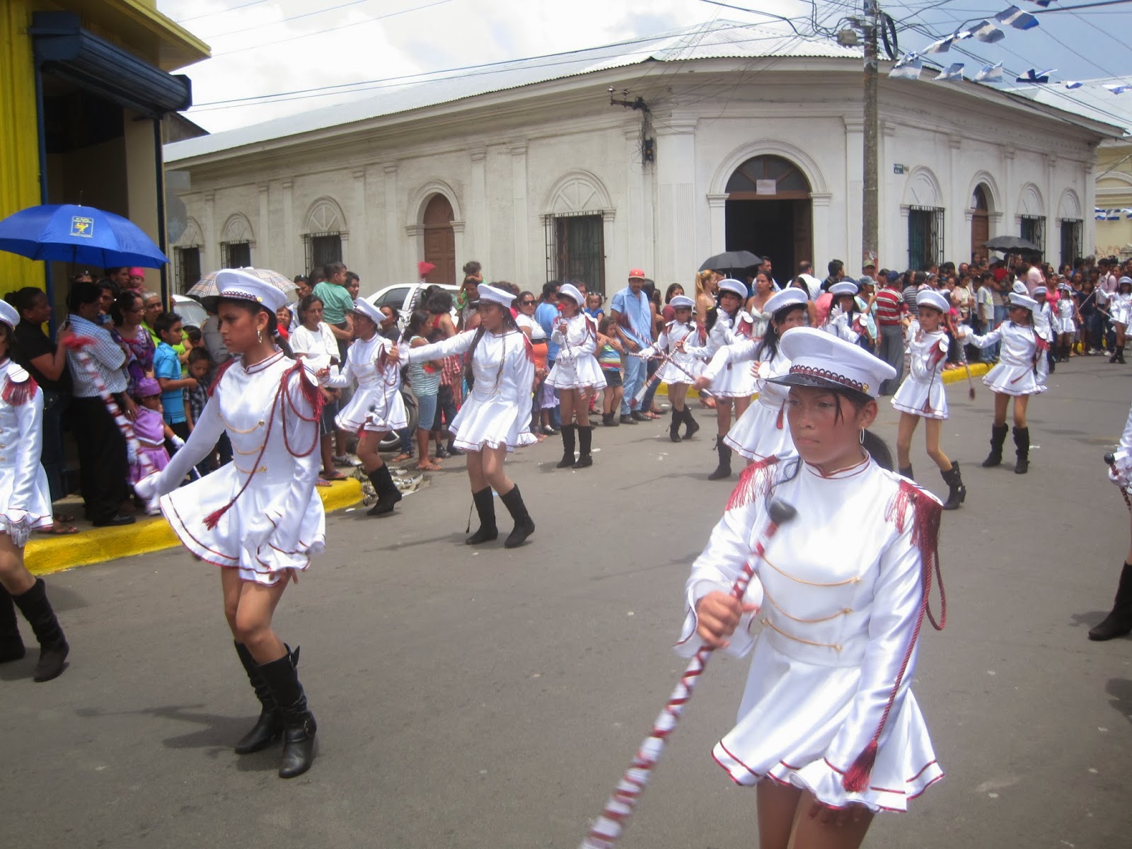 The Silvas: Nicaragua Independence Day / Independencia de Nicaragua