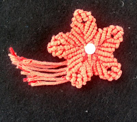 muchoscomplementos: flores de macrame