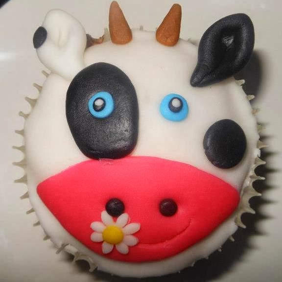 Something Different - Aga: Torty z masy cukrowej