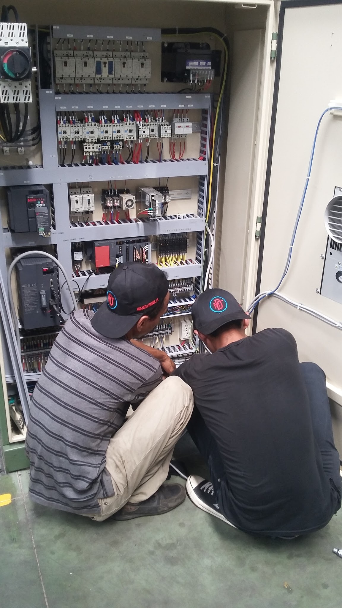 12+ Macam Macam Relay, Yang Keren!