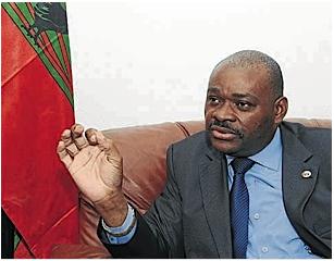 UNIVERSAL: Raúl Danda confirma que as manifestações vão ser em Luanda e ...