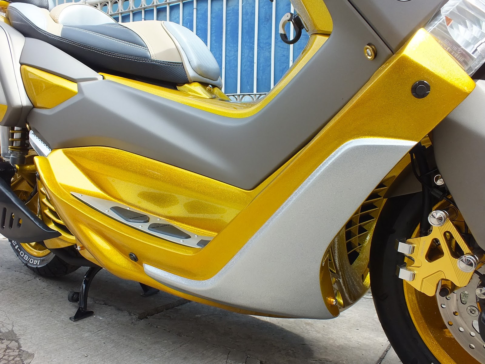 Ngecat MOTOR: YAMAHA NMAX CUSTOM CAT Property of Mr. ECHWAN Cengkareng