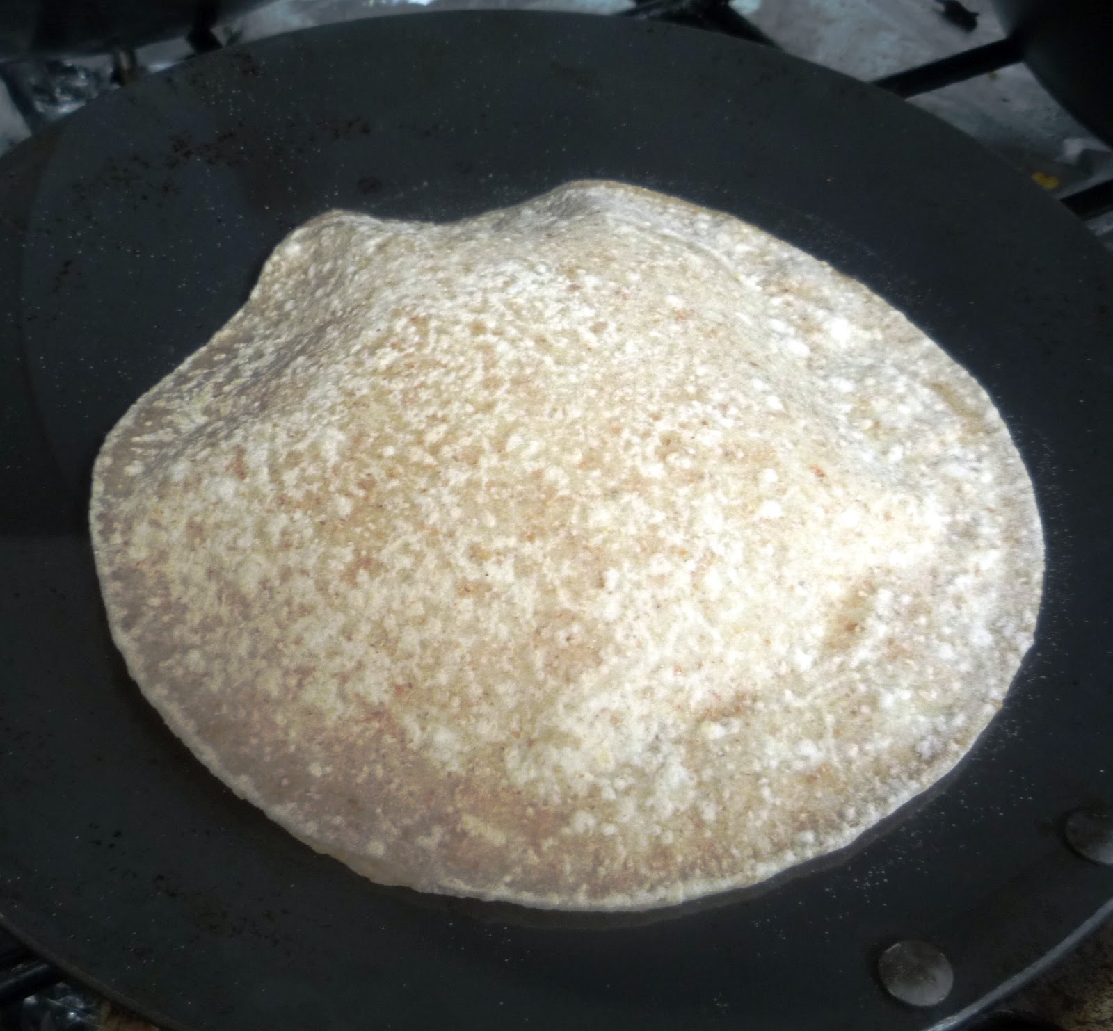 Be padi Rotli- Paper Thin Double Layer Indian flat Bread | J Cooking ...