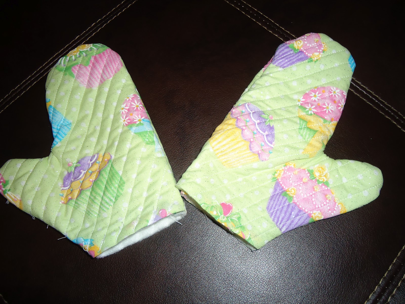 Crafty Biggers: Pretend Play Oven Mitts