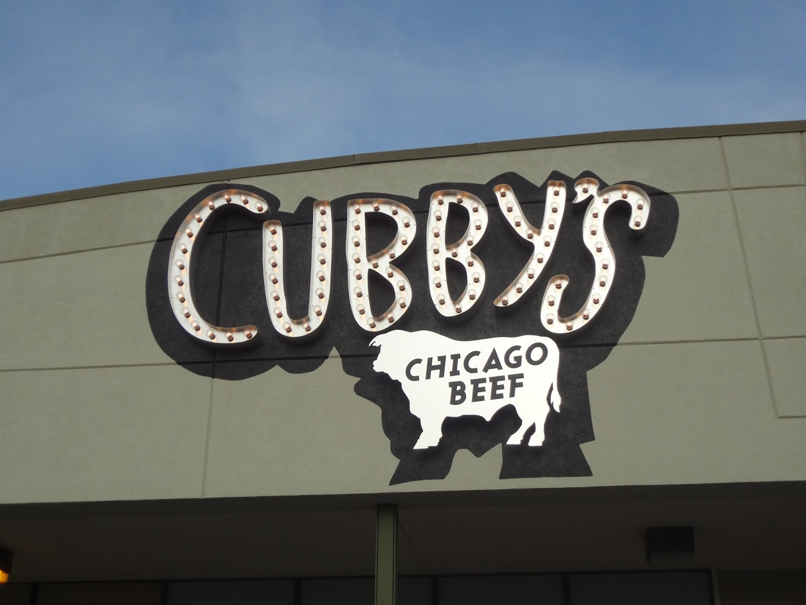 One of a kind appetite : Cubby's- Chicago Style