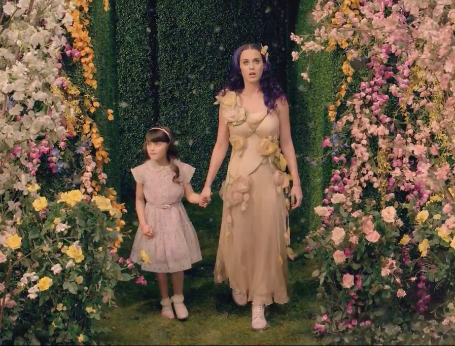 Katy Perry's Wide Awake Video Looks | I Am Fabulicious
