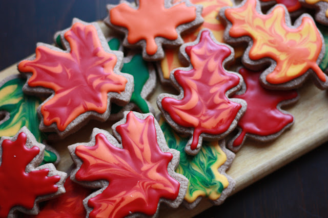 love and butter: fall colors leaf cookies