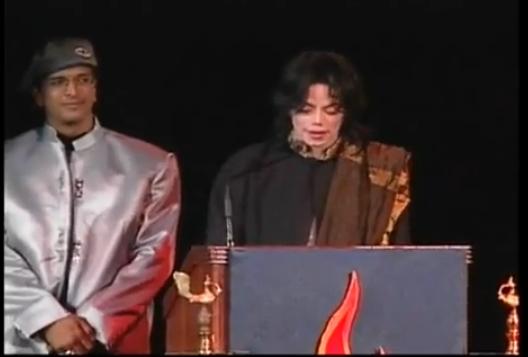 Michael Jackson Breaking News: LEGADO