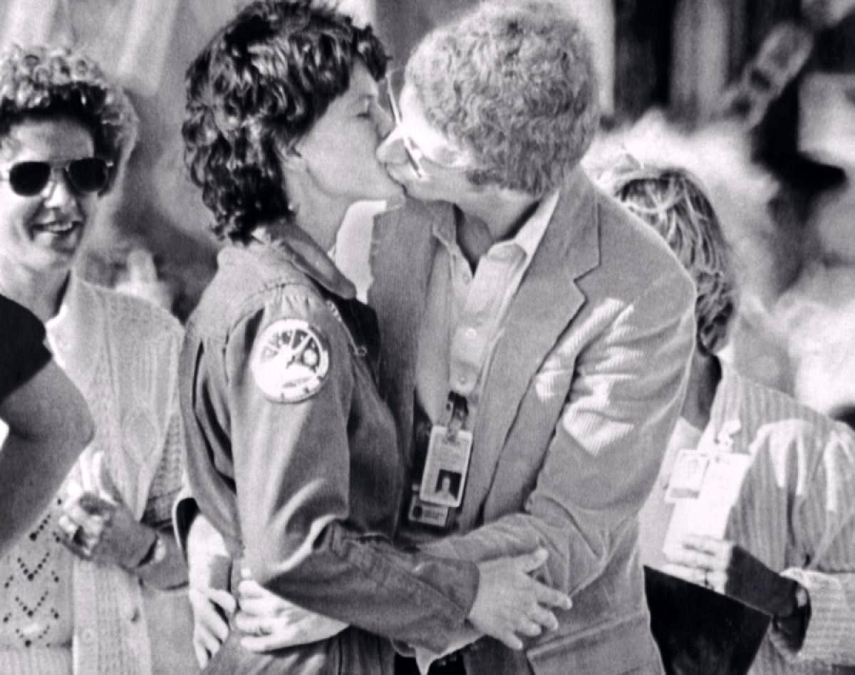 Los Angeles Morgue Files: Challenger Astronaut Sally Ride 2012 Woodlawn ...