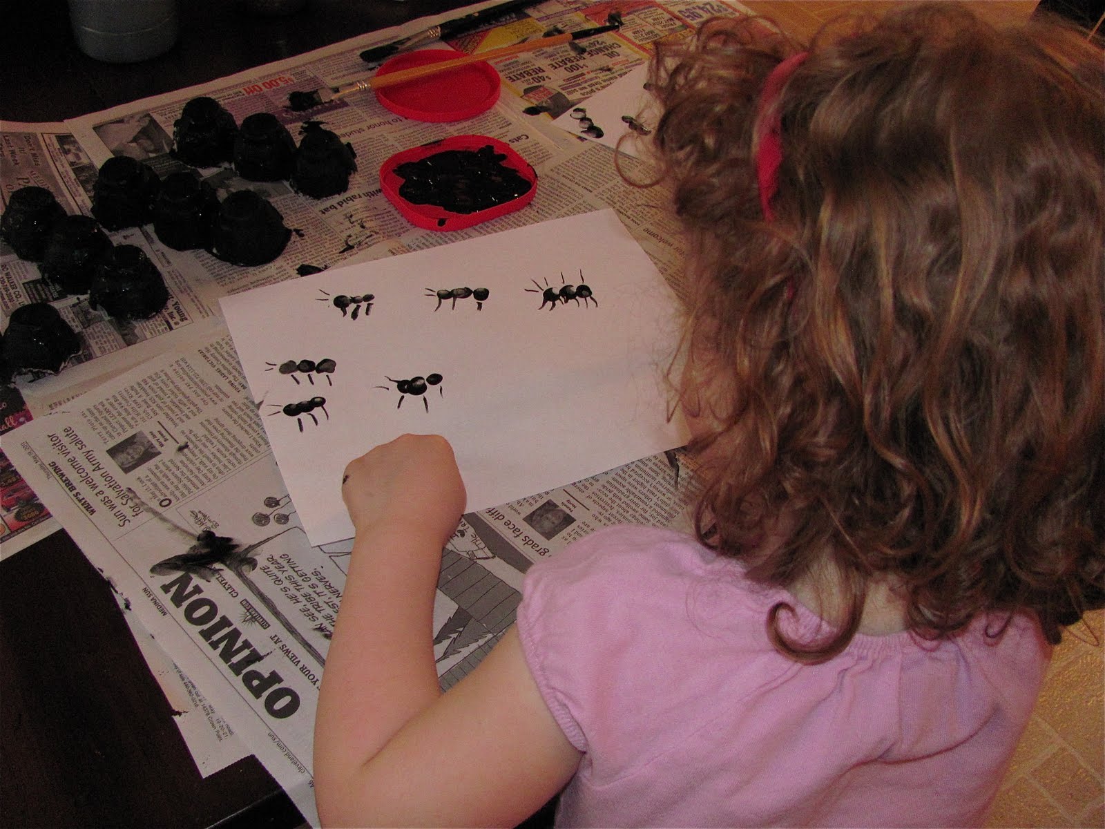 The Chocolate Muffin Tree: Ant Art Projects