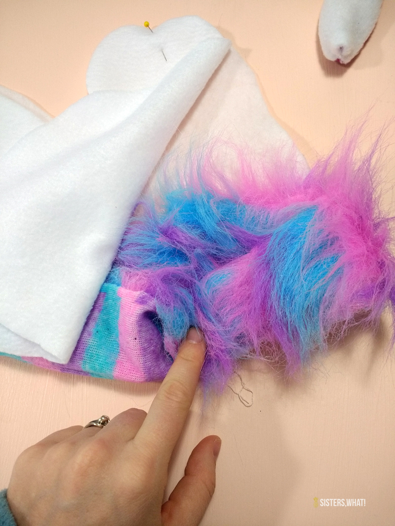 Unicorn Hobby Horse DIY using fleece and faux fur - Sisters, What!