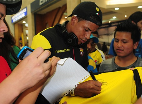 (VIDEO) Michael Arroyo manifiesta que le molesta jugar con estadio ...