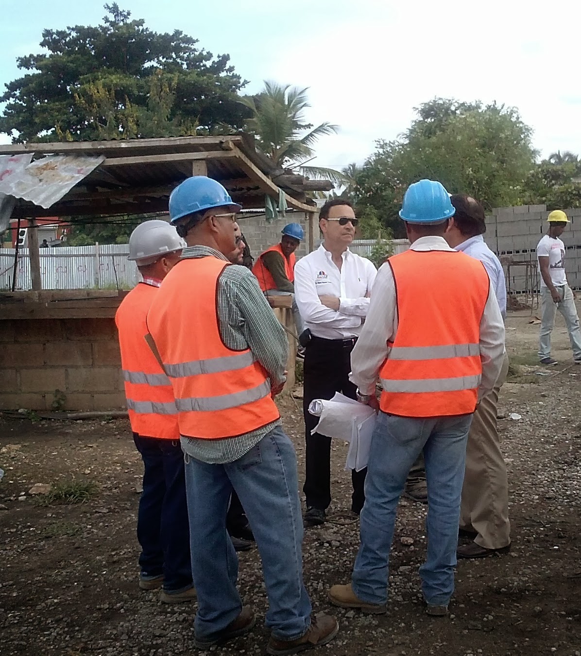 La Supervisora Informa: Director OISOE supervisa escuelas en San ...