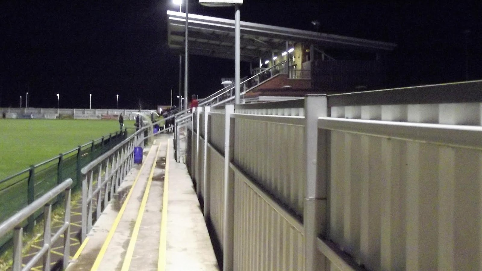 The Wycombe Wanderer: AFC Totton - Testwood Stadium