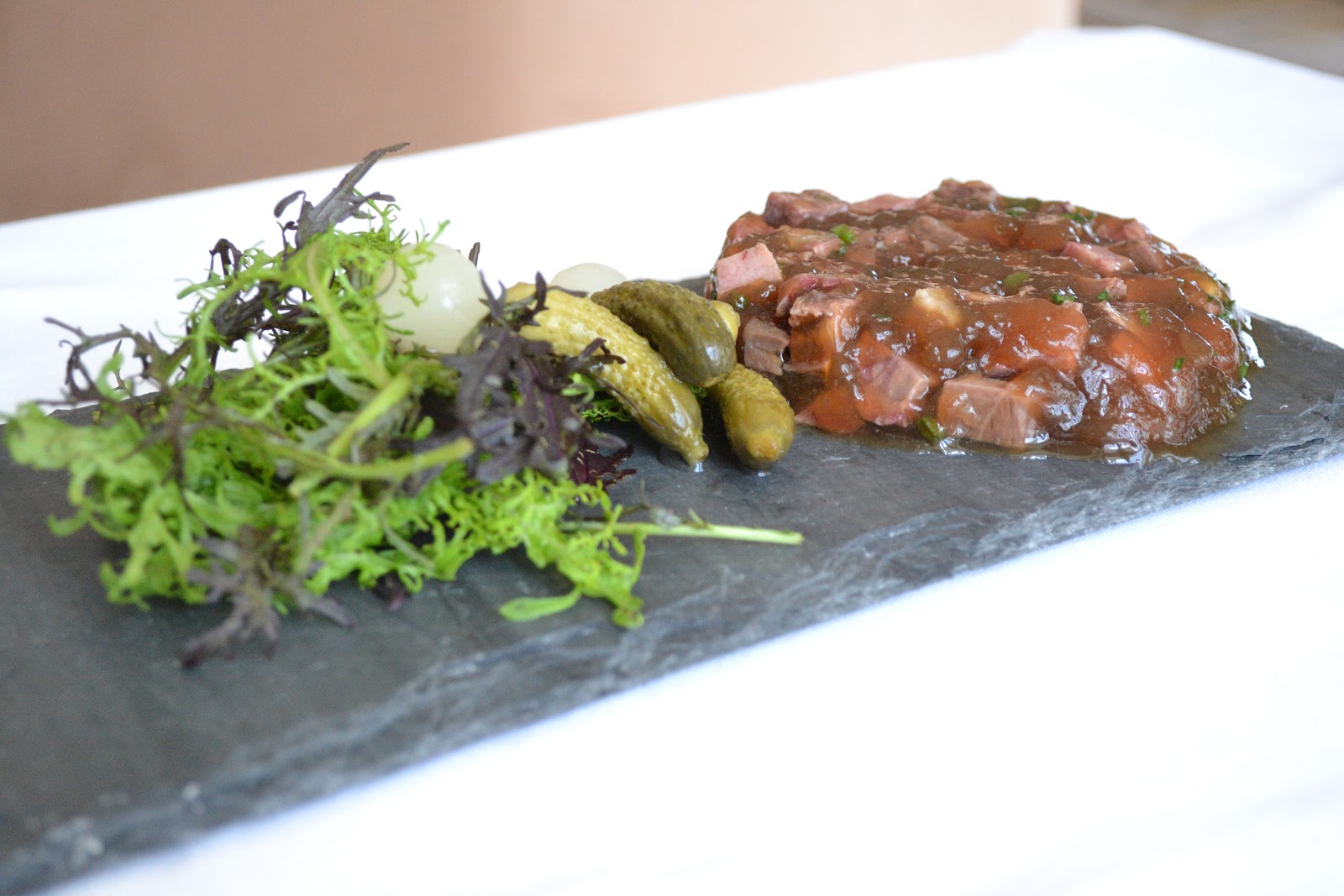 WestglowBlog: Cooking a Whole Hog Head