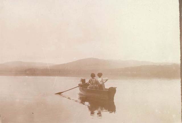 Row, Row, Row Your Boat! – 38 Interesting Vintages Snapshots of People ...