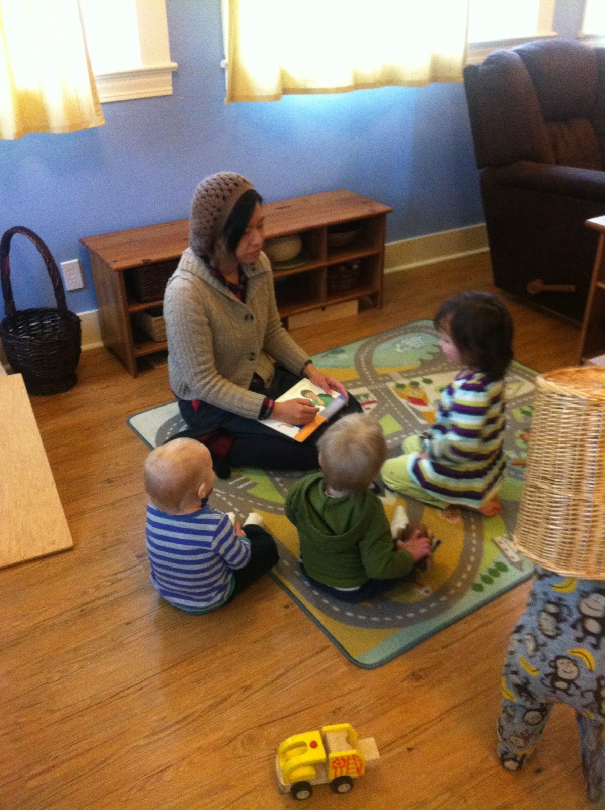 Tumbleweed Infant and Preschool House: Circle Time