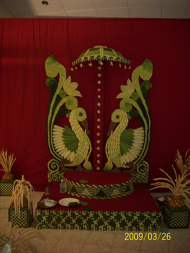 brides of sri lanka: wedding poruwa