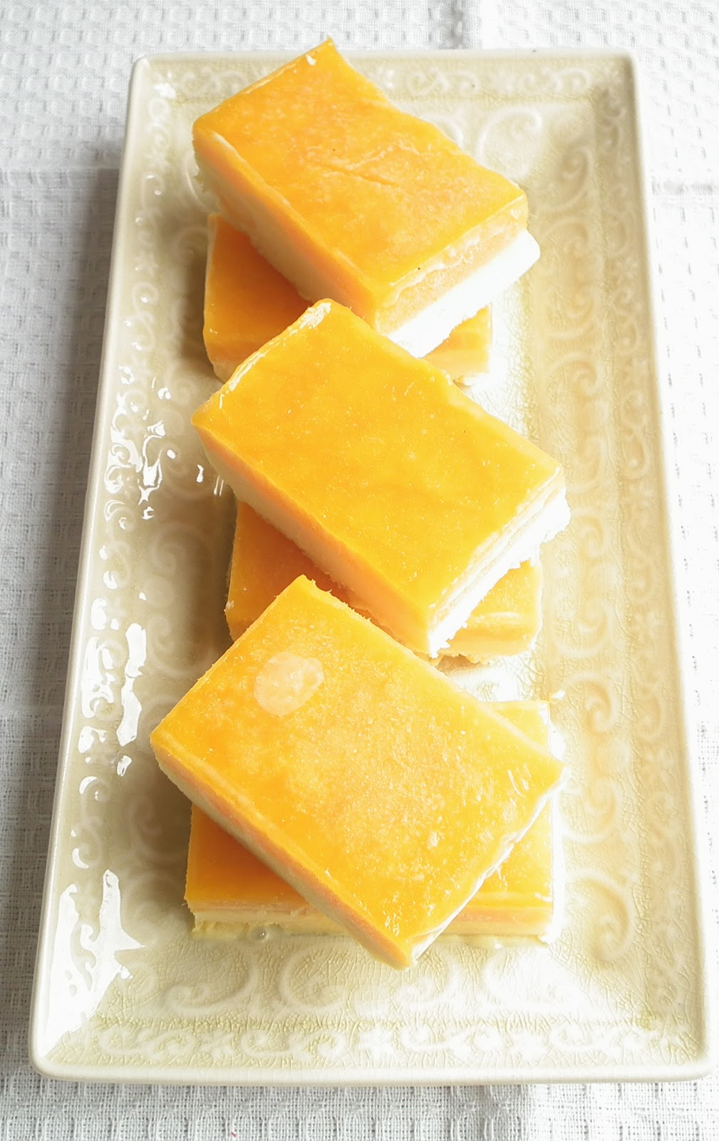 Sugabuttacream: Mango Weiss Bars