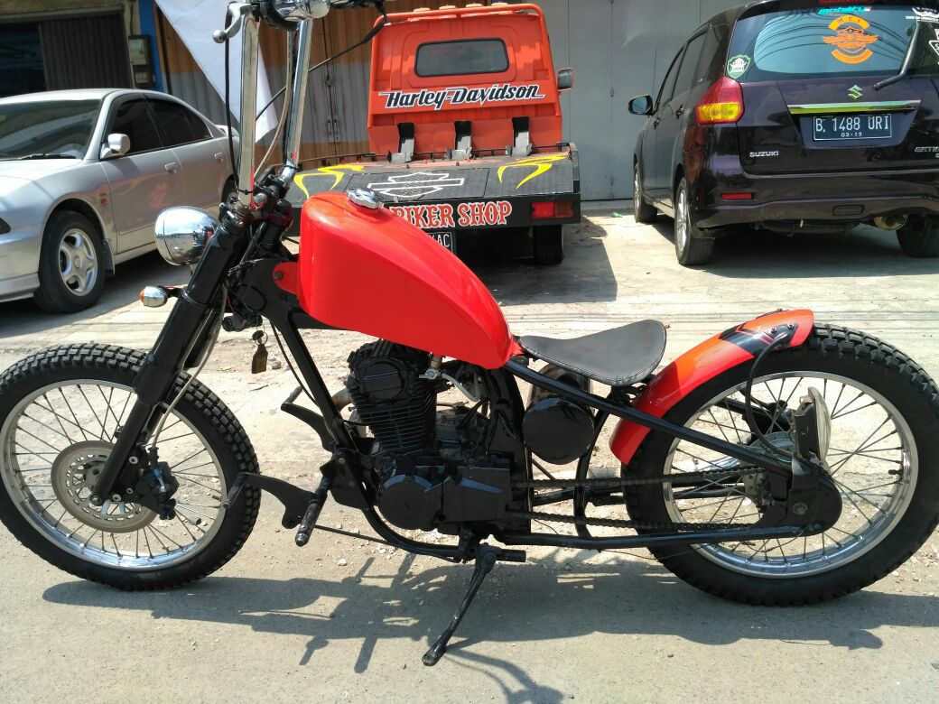 CLASSIC BIKERS SHOP: HONDA GL 200 cc Hanya 7 Juta Custom