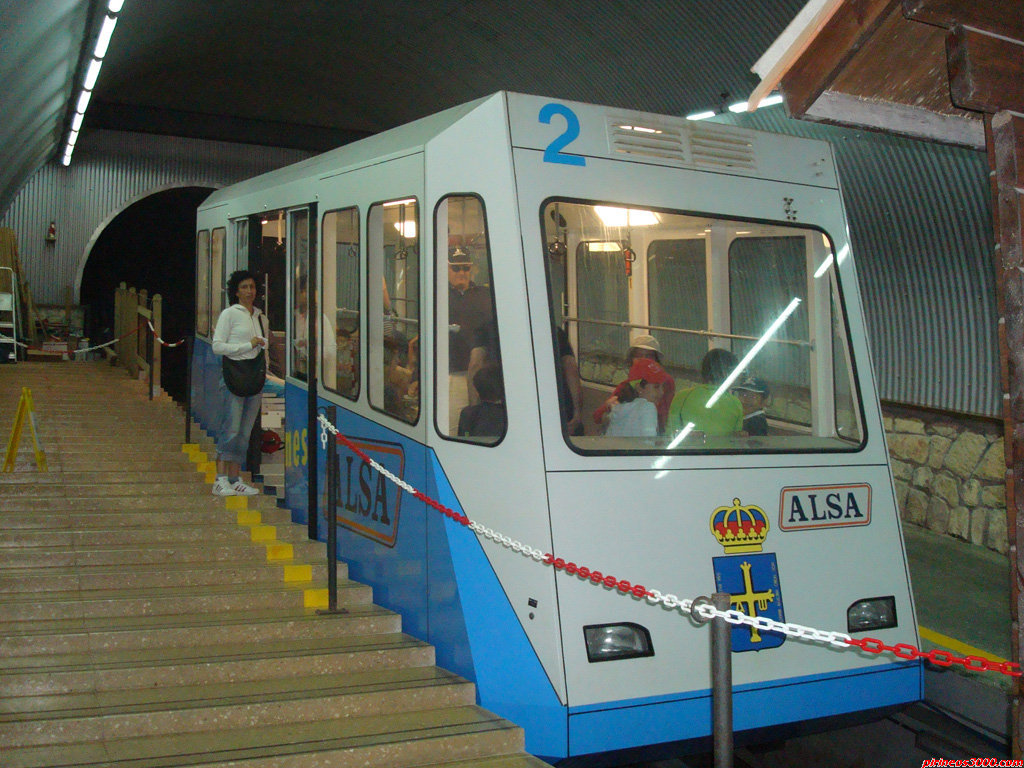 Asturias Sensaciones: Funicular de Bulnes.