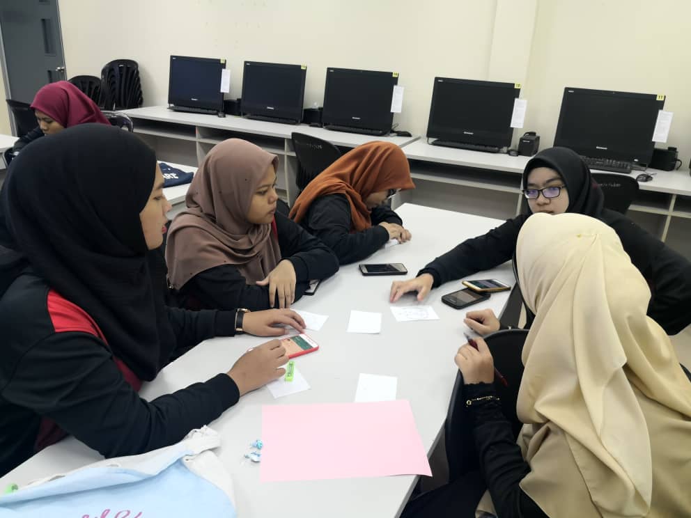 KELAB MESRA ALAM: Aktiviti Minggu Pertama