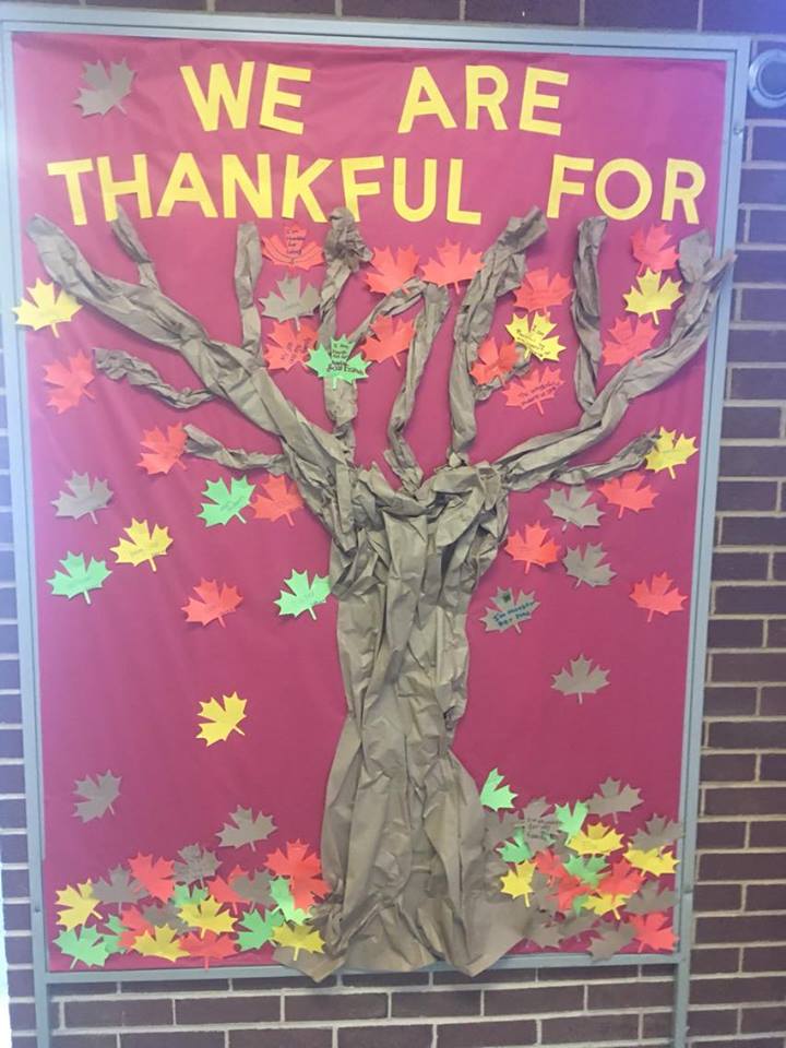 The Kassebaum Four: Thankful Tree Bulletin Board