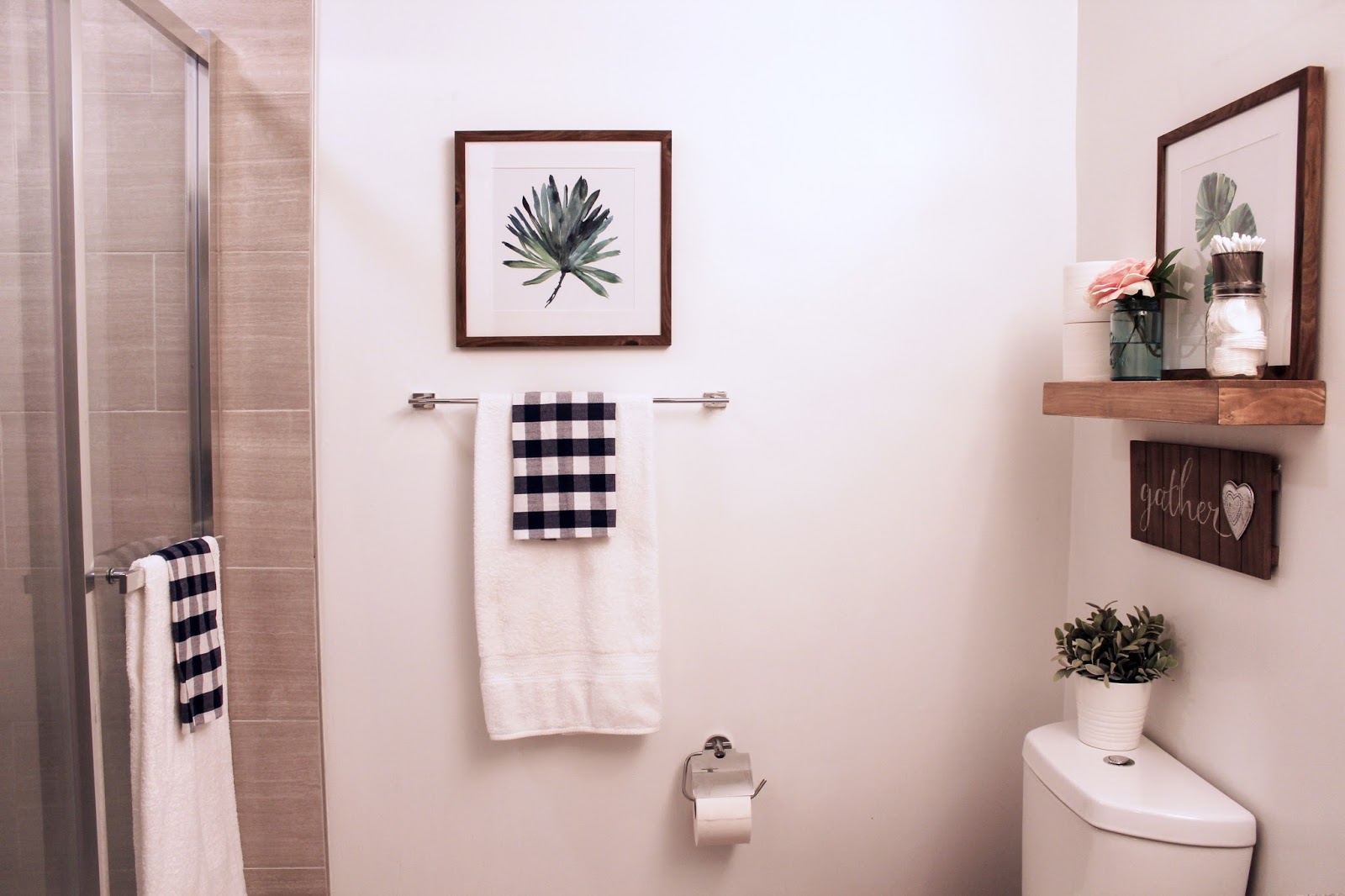 HOME TOUR // BATHROOM MAKEOVER REVEAL | A Classy Fashionista