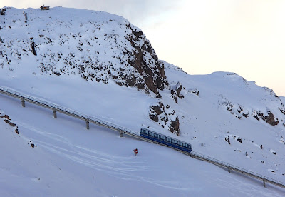 Vis ma vie en Suisse: Saint Moritz où le diable skie en Prada