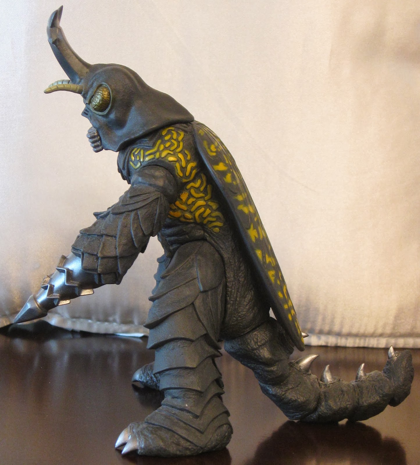 The Toyseum: MEGALON - Y-MSF Vinyl Figure Review