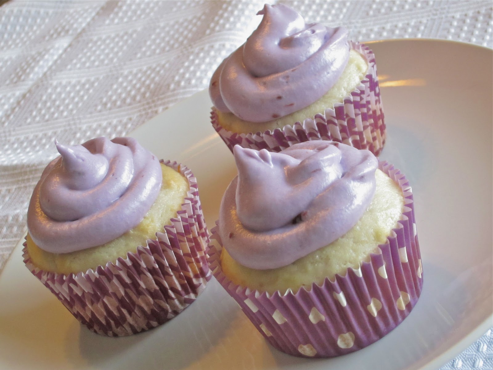 a piece of cake . . .: Berry Surprise Cupcakes with Cream Cheese Frosting