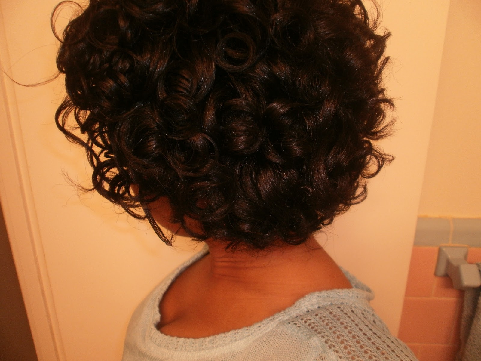 Life of a Naturalista: Hair Essentials- Curls Galore