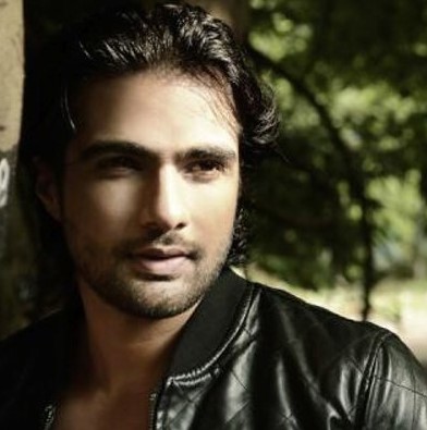 35+ Tren Gaya Foto Artis India Cowok Ganteng, Foto Artis