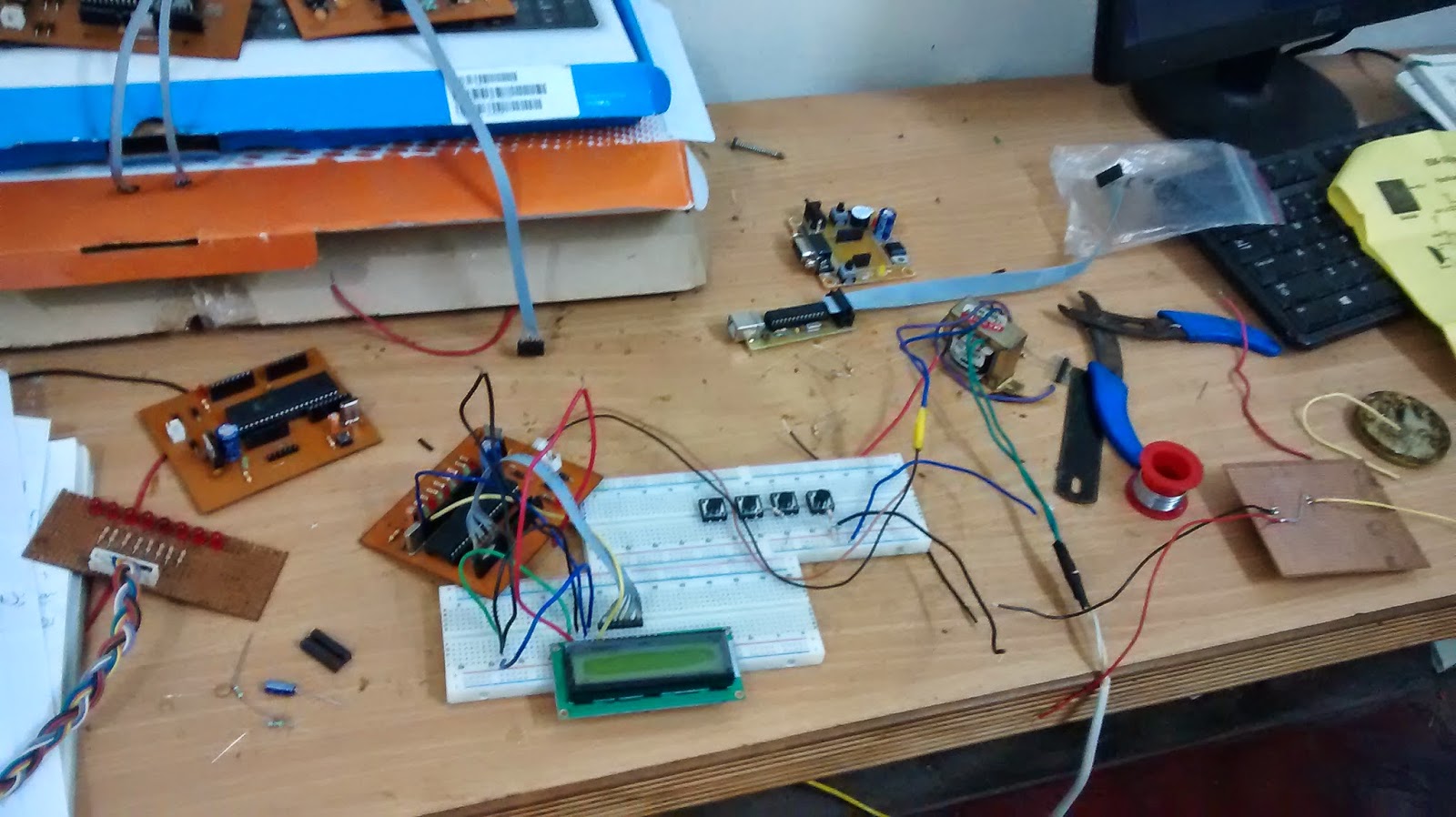 How to set up your own Electronics Lab at home ~ Electronics ...