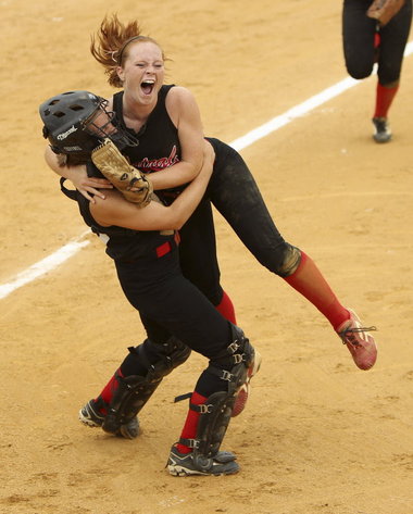 Fastpitch Softball | Tips to Improve Game Confidence and Performance ...