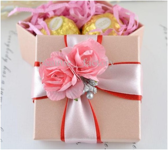 Hediye Paketi Nasıl Süslenir