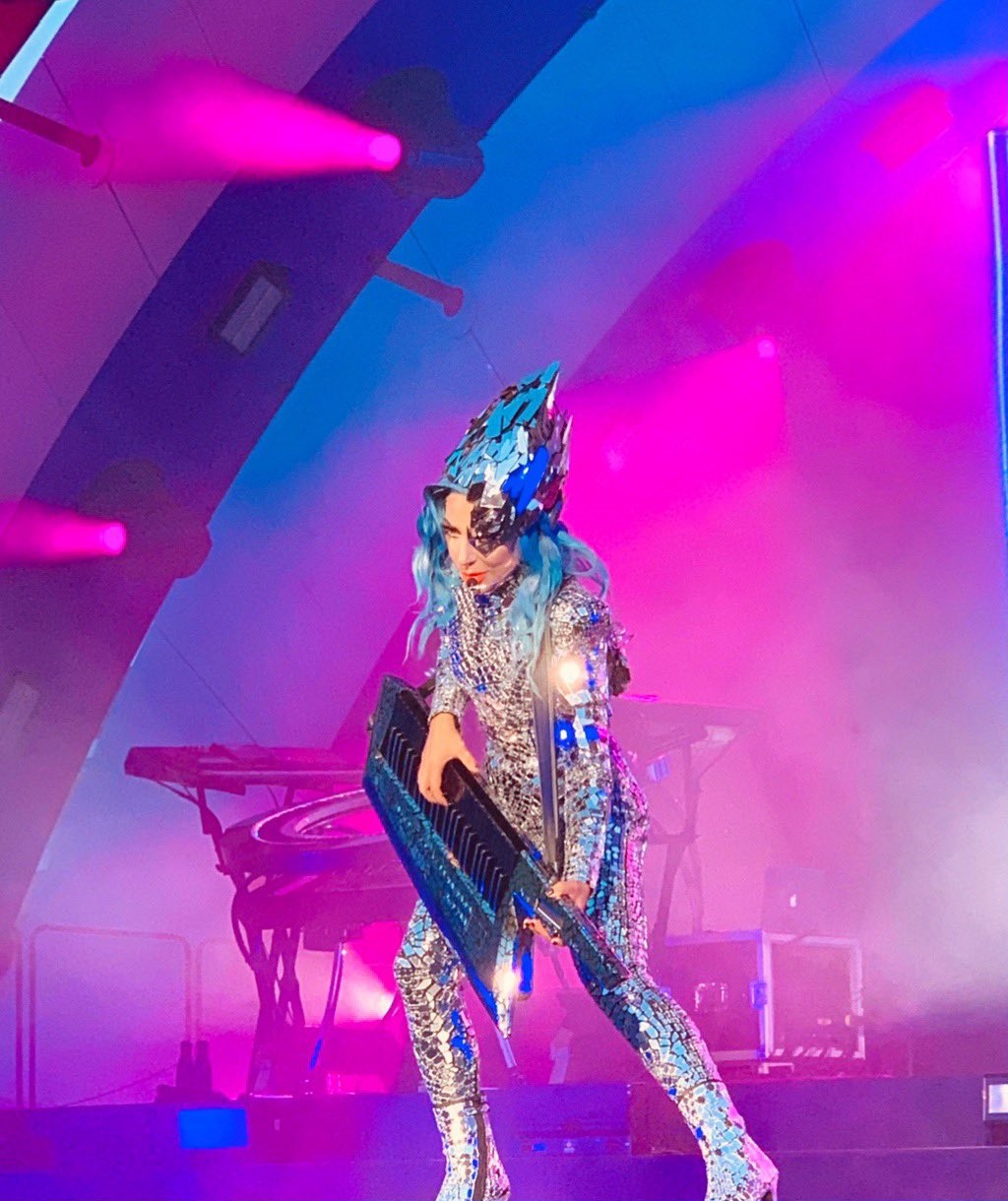 FOTOS/VIDEOS: ENIGMA - Live at the Apple Park in Cupertino, California ...