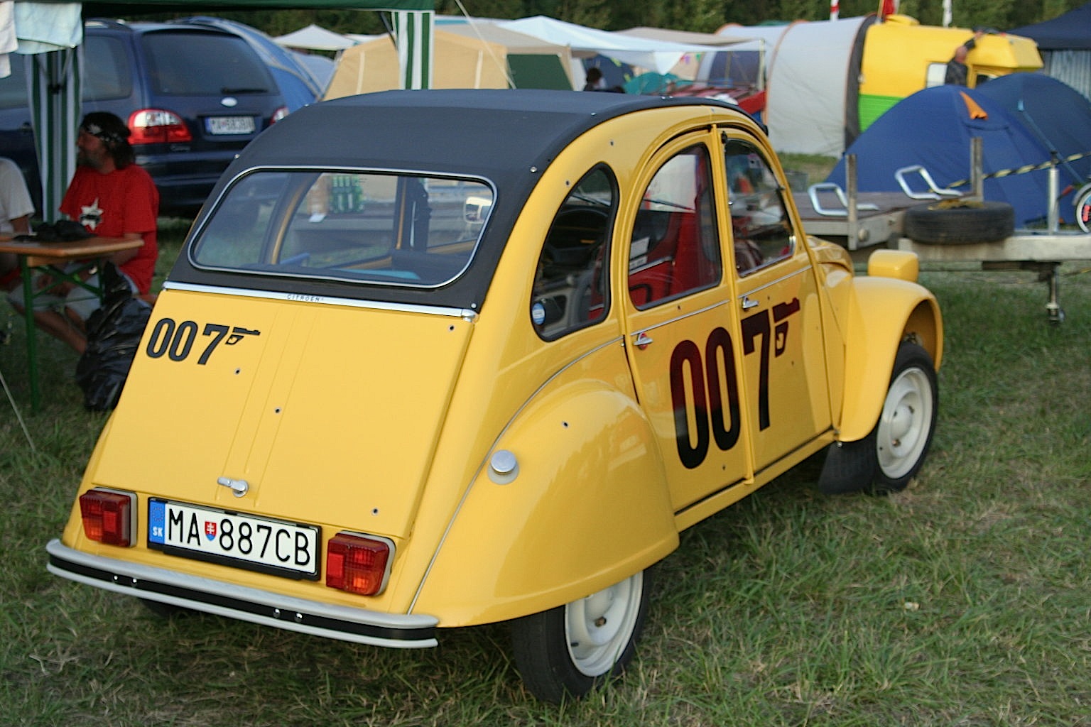 FAB WHEELS DIGEST (F.W.D.): 1981 Citroën 2CV '007'