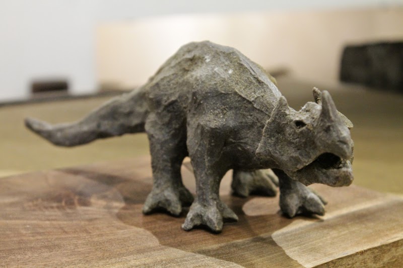 Sara Japanese Pottery: Dinosaurs, Cups and Bowls by Shumpei Yamaki